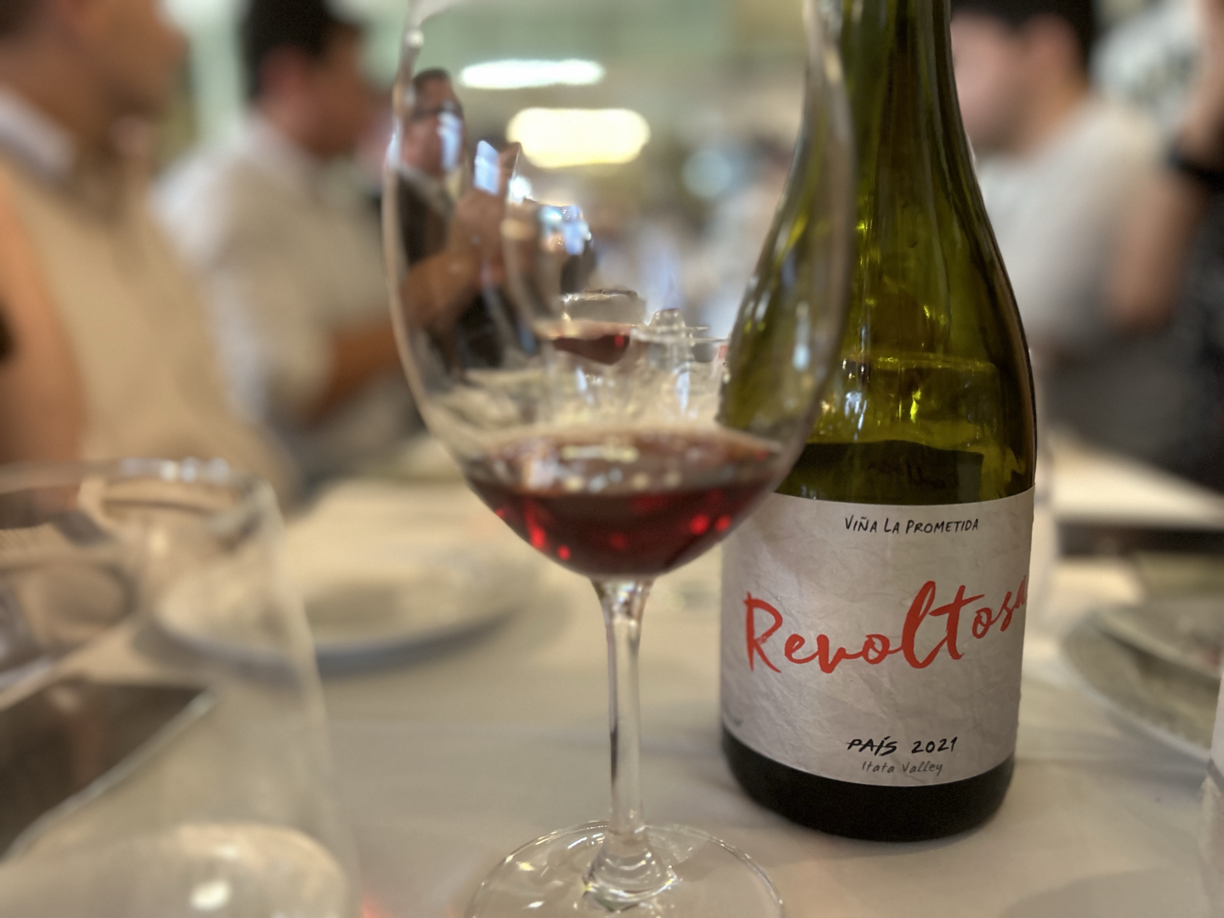 Berkmann Wine Cellars apresenta rótulos da vinícola La Prometida no Rio ...