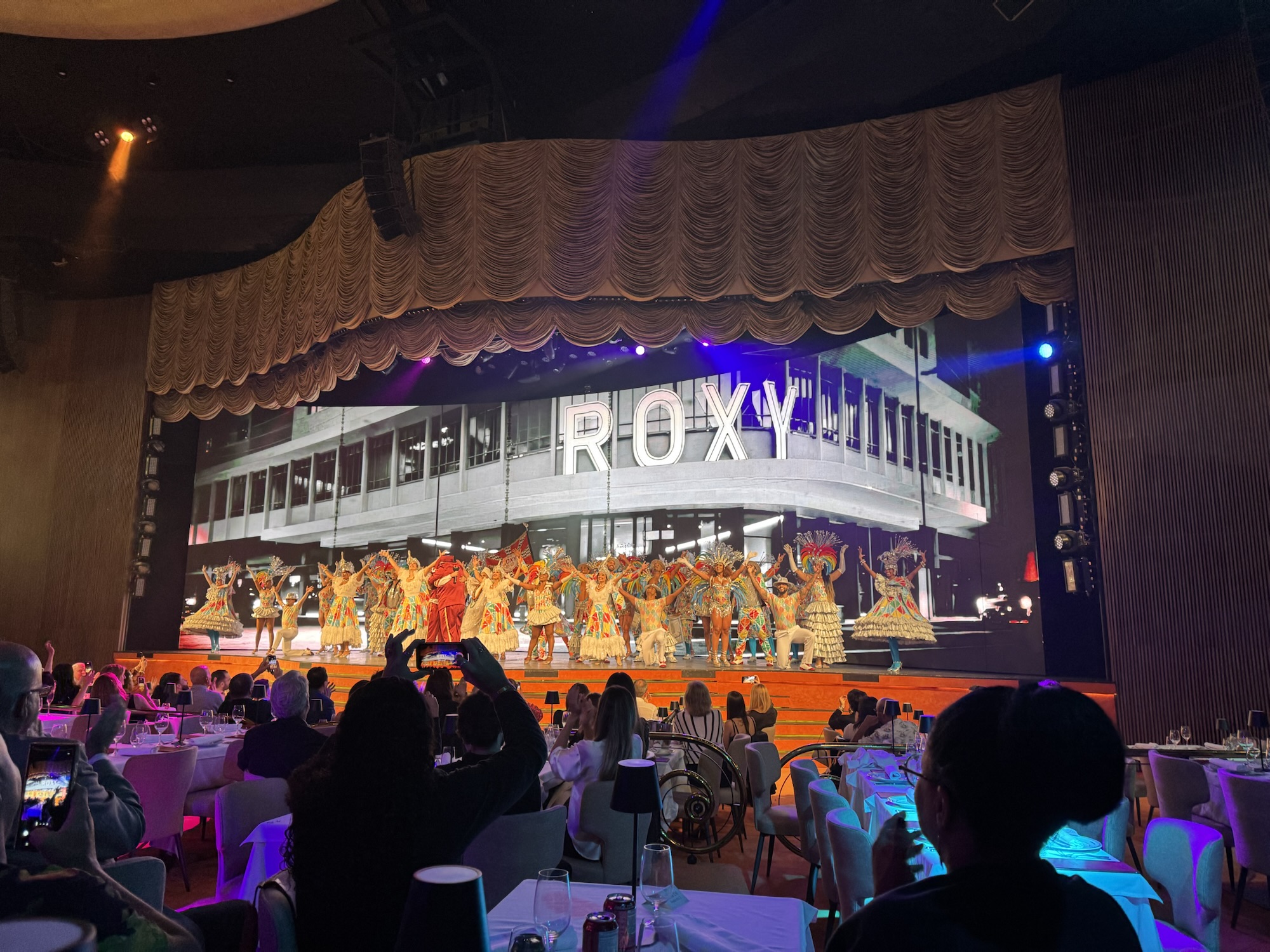 Roxy Dinner Show – a mais nova casa de espetáculos do Rio de Janeiro ...